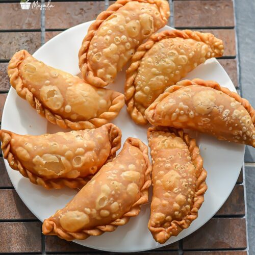 Kajjikayalu Traditional and Baked Versions | Gujiya Recipe - Masalakorb