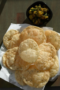 Bengali Luchi Recipe | Luchi | Maida Poori - Masalakorb