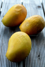 Easy Aamras Recipe | Keri No Ras | Mango Puree (Dip) - Masalakorb