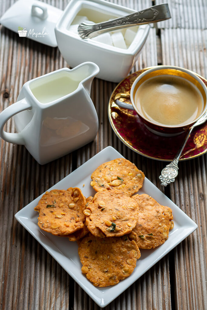 How to make Thattu Vadai | Thattai Murukku | Thattai Vadai - Masalakorb