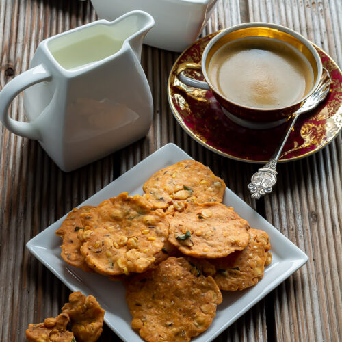 How to make Thattu Vadai | Thattai Murukku | Thattai Vadai - Masalakorb