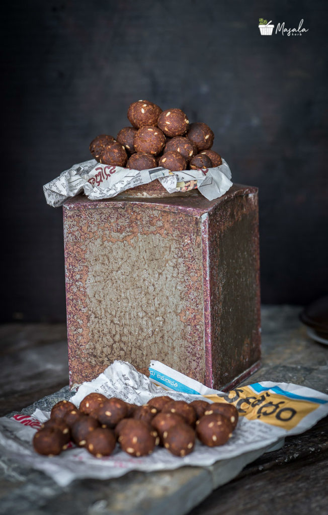 Vella Cheedai Sweet Seedai Recipe | Gokulashtami Snack - Masalakorb