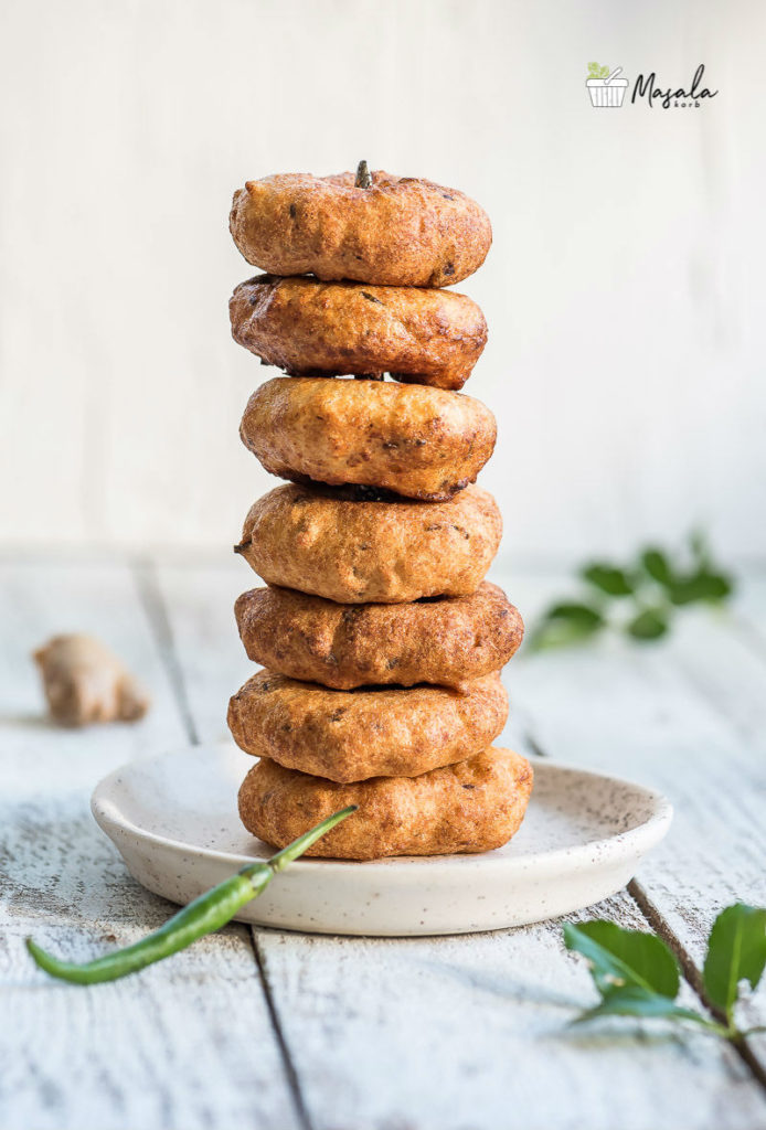 Allam Garelu Prasadam - Ginger Medu Vada | Minapa Garelu - Masalakorb