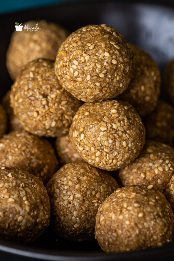 Sesame Laddu Recipe - Nuvvula Undalu | Til Gud Ladoo - Masalakorb