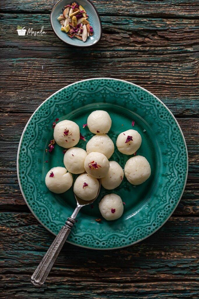 Easy Rasgulla Recipe Bengali | Chena Rasgulla | Rosogolla - Masalakorb