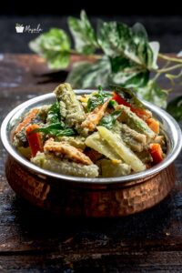 Easy Aviyal Recipe (Aviyal Recipe) - How to make Avial Curry - Masalakorb